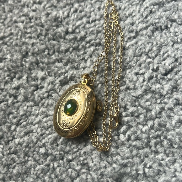 Jewelry | Vintage Locket | Poshmark